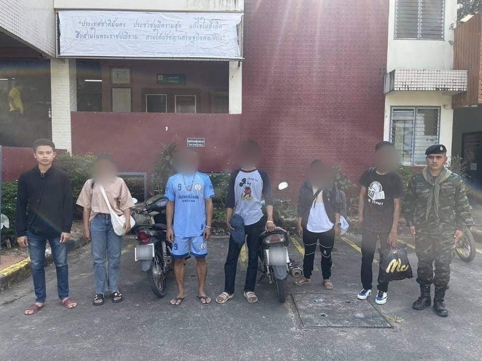 တၫ်ဘၣ်ကဲသုးတၫ်ဘျၢအဃိ ကီၫ်ပယီၤသးစၫ်တဖၣ်ဟဲဃ့ၫ်ထီၣ်ဆူကီၫ်ကၠီၣ်တဲၣ် Radio2karen